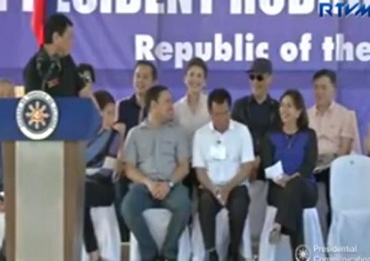 Duterte, personal na tinanong si Leni Robredo tungkol sa kaniyang love ...