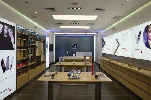 Huawei debuts Manila concept store with new design | GMA News Online