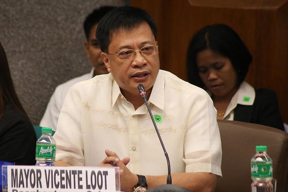 Wife of ‘narco-general’ Vicente Loot charged with graft | GMA News Online