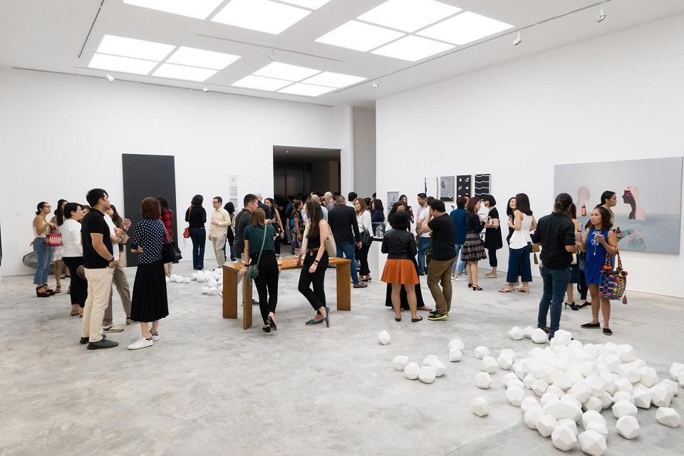 Wide open spaces: Silverlens relaunches in new location | GMA News Online