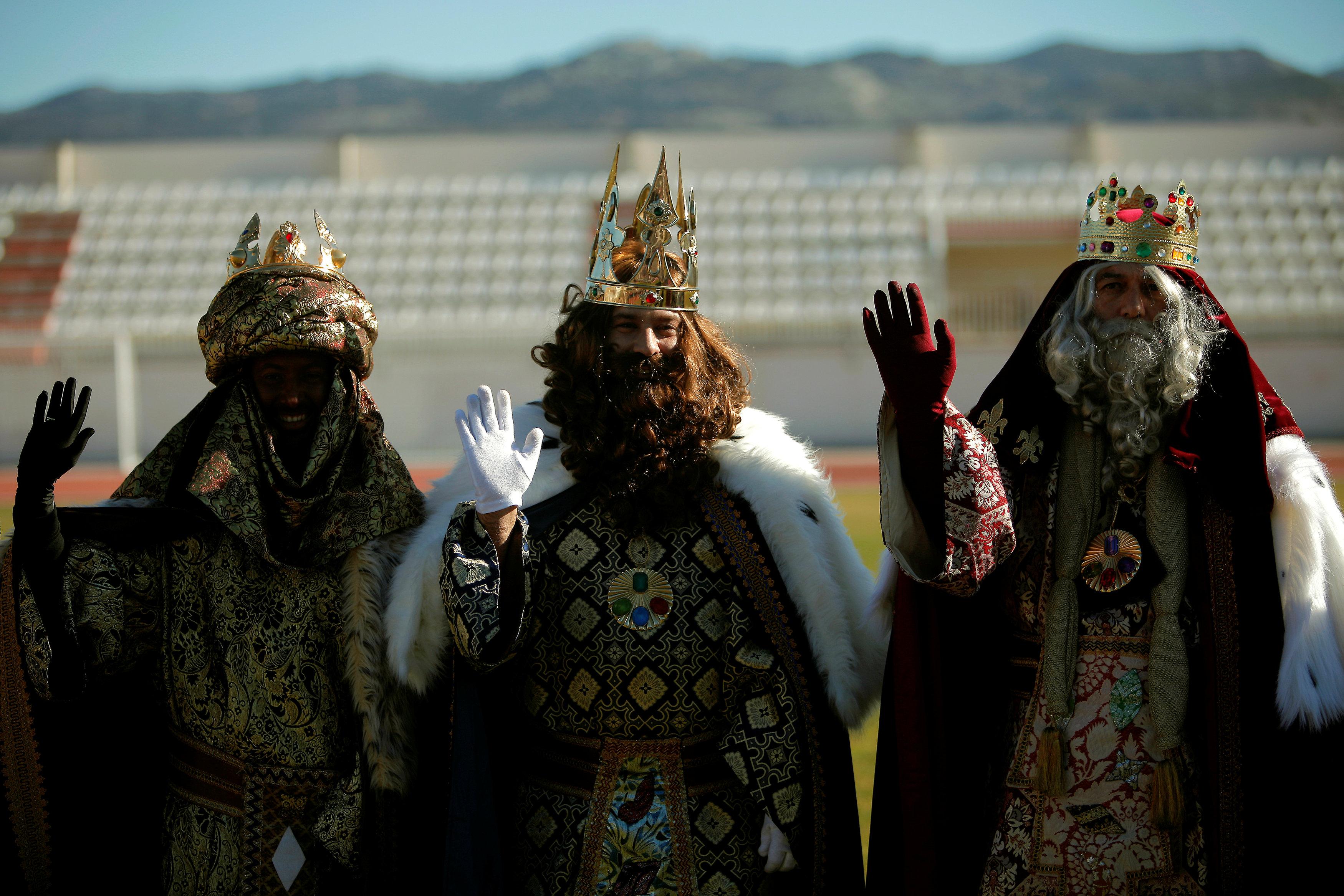The Three Wise Men parade Madrid's streets amid tightened security ...