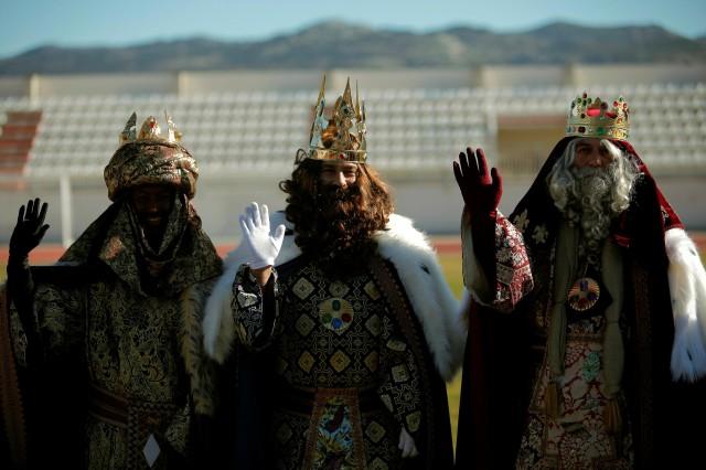 The Three Wise Men parade Madrid's streets amid tightened security ...