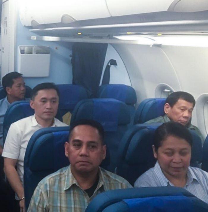 Duterte takes commercial flight back to MNL | GMA News Online