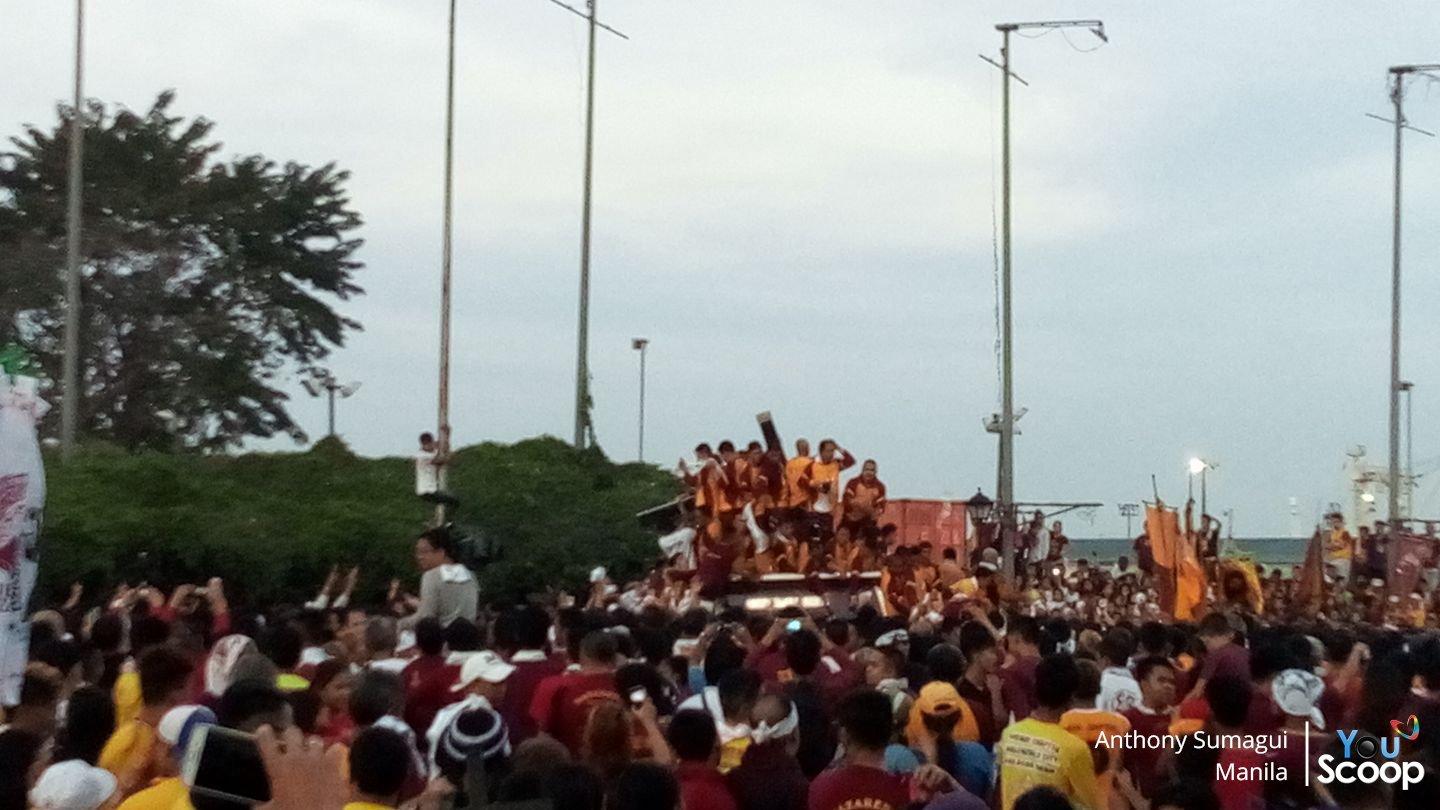 Quiapo area crowd for Black Nazarene reaches 2.5M at 3 p.m. | GMA News ...