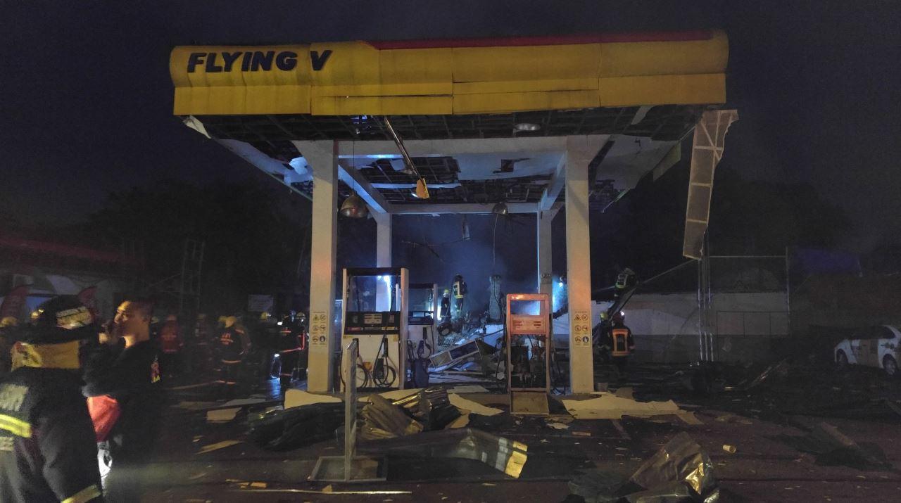 Fire hits LPG refilling station, two gas stations in Pasig City | GMA ...