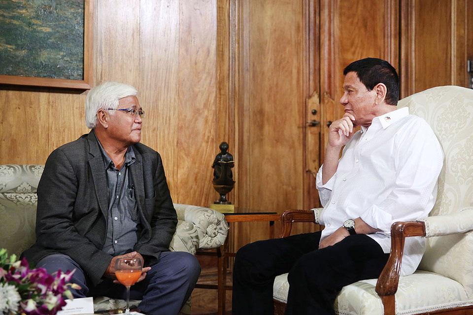 Duterte meets with Gawad Kalinga founder Tony Meloto | Photos | GMA ...