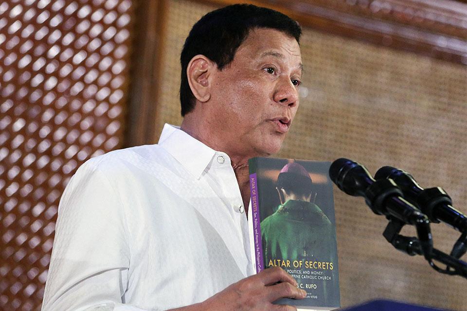 Bishop Bacani hits back at Duterte: ‘Parang sira, I pray for him’ | GMA ...