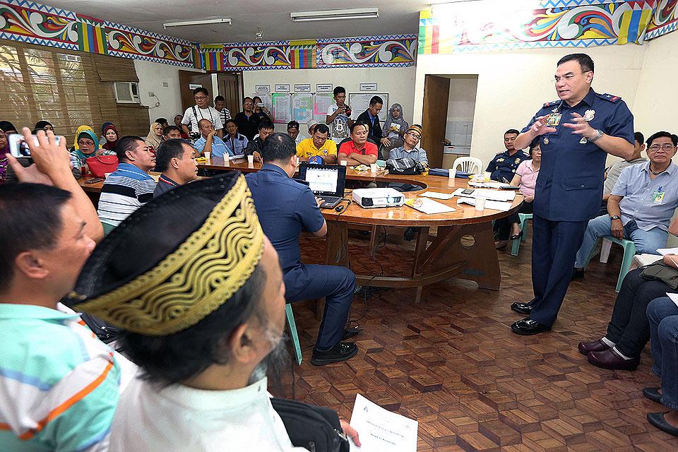 QCPD conducts anti-drug dialogue with Muslim leaders | Photos | GMA ...