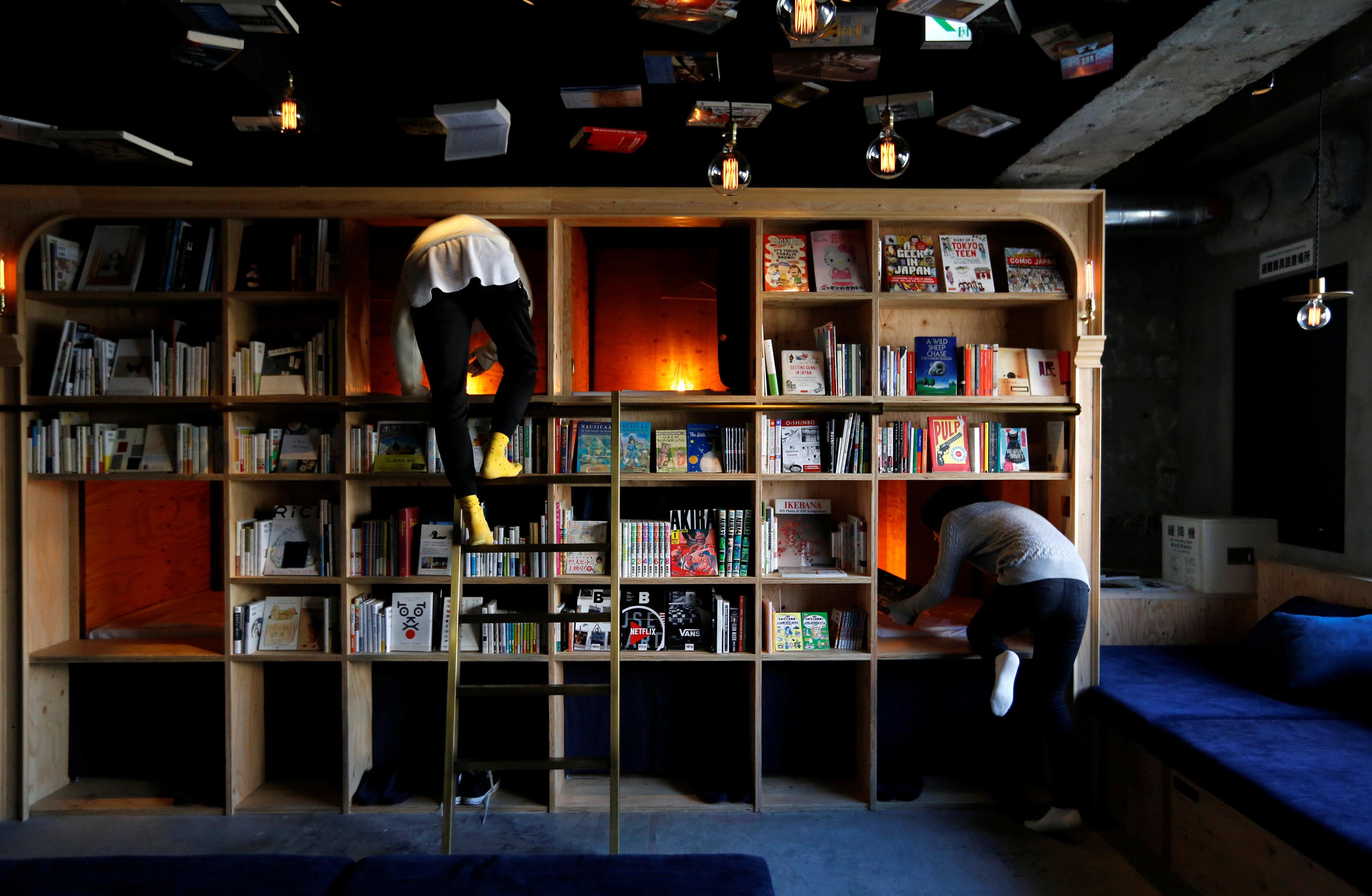 A Tokyo hotel for bookworms | GMA News Online