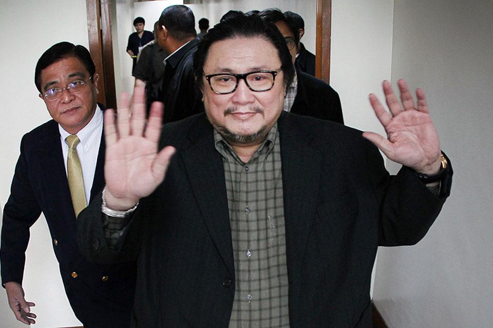 Retired cop Wally Sombero seeks SC TRO for P50-M bribery case | GMA ...