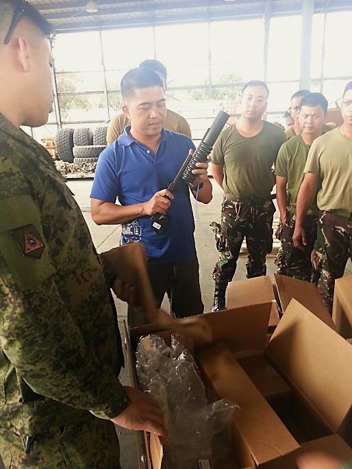 US delivers Raven drone system, assault weapons to PHL | GMA News Online