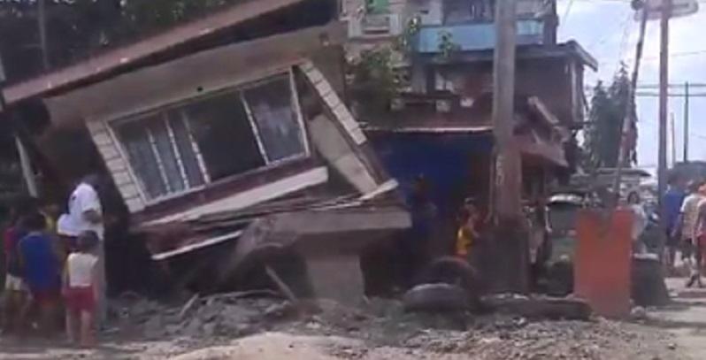 PNR booth destroyed after DPWH truck is hit by train | GMA News Online