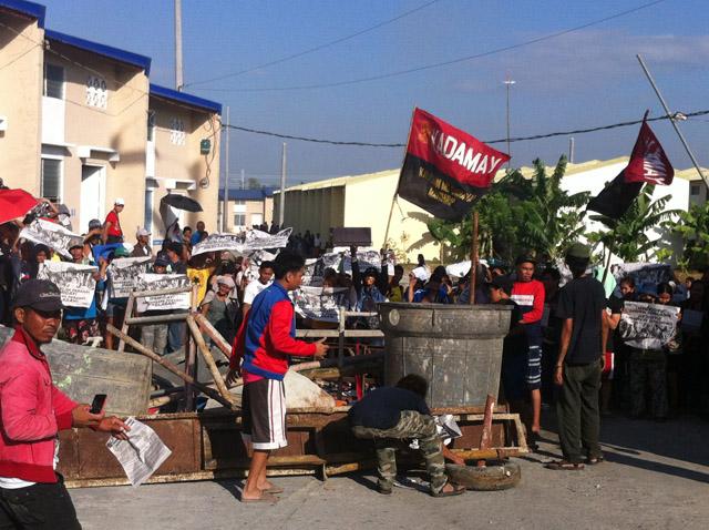Kadamay members attempt to occupy another housing project in Rizal ...