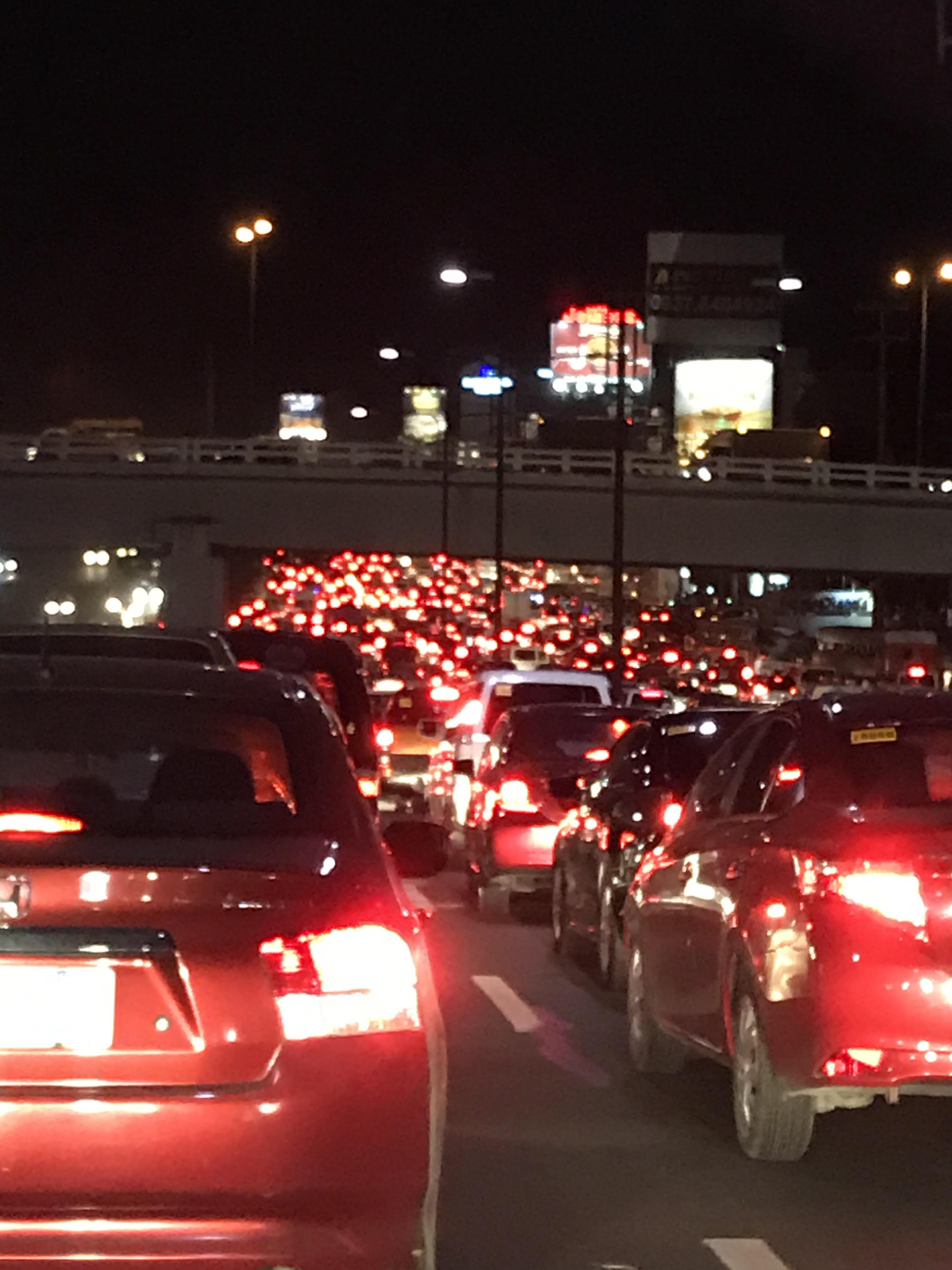 Ash Wednesday traffic at Commonwealth Ave. | GMA News Online