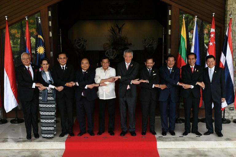 ASEAN leaders sign pact on strengthening civil service | GMA News Online