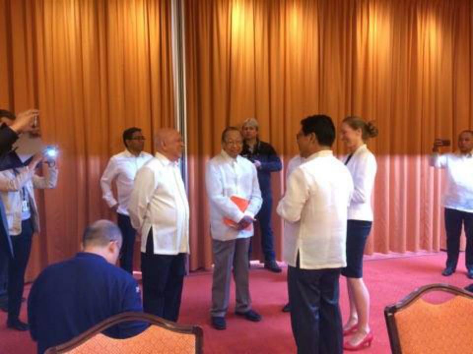 Tough bargaining seen as GPH resumes talks with Reds | GMA News Online