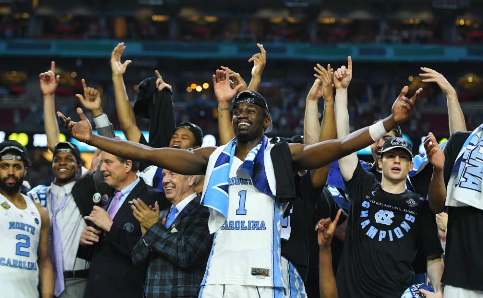 North Carolina beat Gonzaga for collegiate crown | GMA News Online North Carolina beat Gonzaga for collegiate crown | GMA News Online