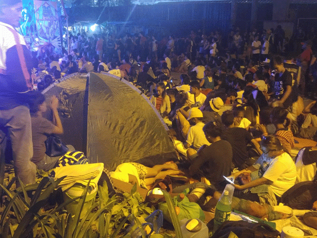 Thousands of Kadamay members occupy Quezon City road | GMA News Online