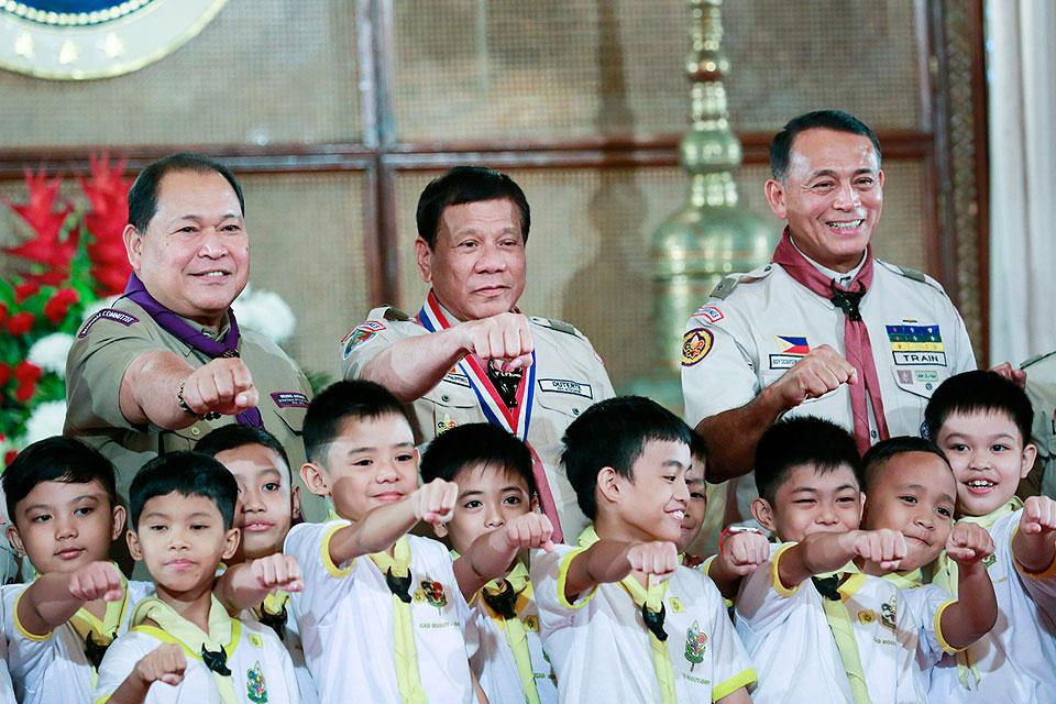 Duterte meets with Boy Scouts of the Philippines | Photos | GMA News Online