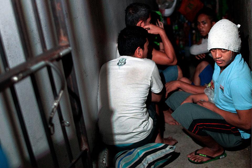 Commander of Tondo police station with ‘secret cell’ sacked | GMA News ...