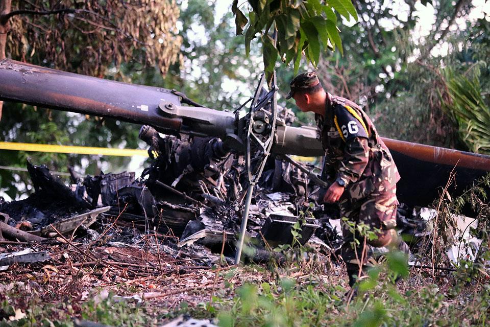 PAF team starts probe on chopper crash in Rizal that killed 3 soldiers ...