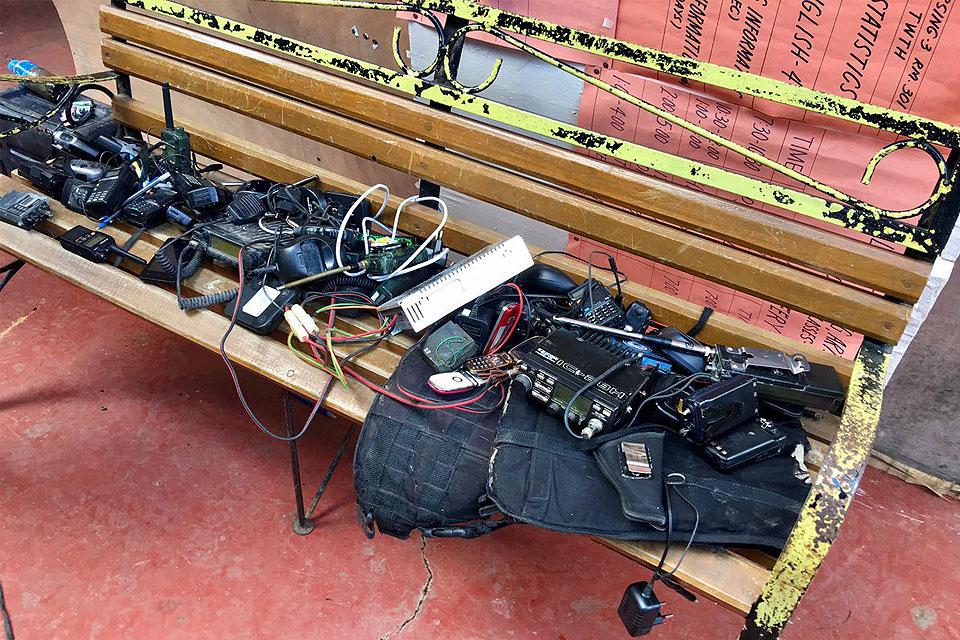Weapons, two-way radios recovered from Maute | Photos | GMA News Online