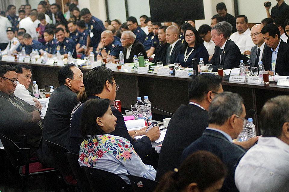 Conflicting info, video added to confusion over gunman – Resorts World ...