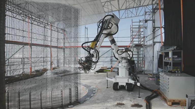 Robots build digitally fabricated house | GMA News Online