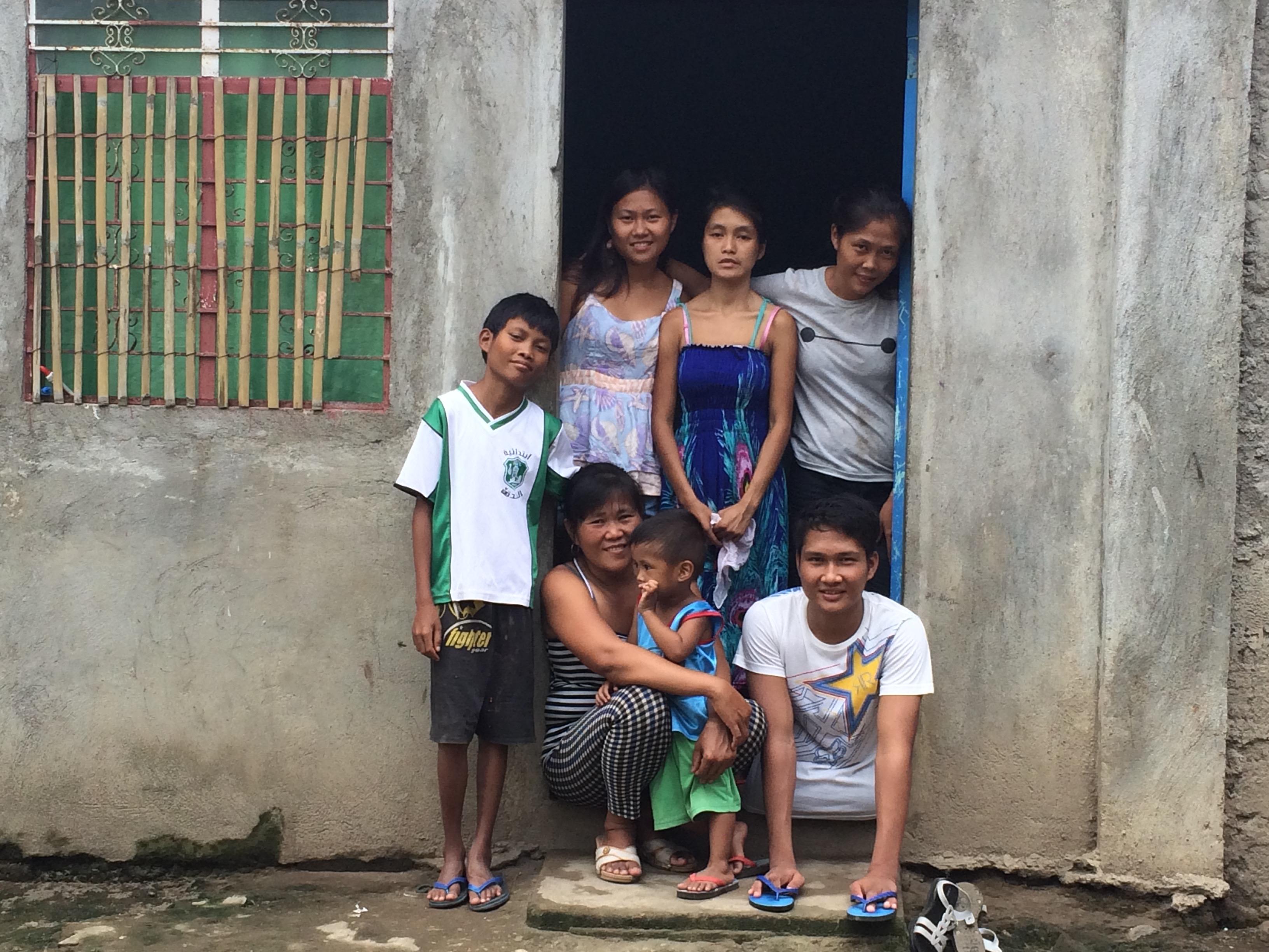 Ina na may tatlong anak na may kapansanan, kilalanin sa 'Front Row ...