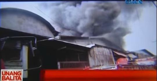 Fire razes mattress warehouse in Valenzuela City | GMA News Online