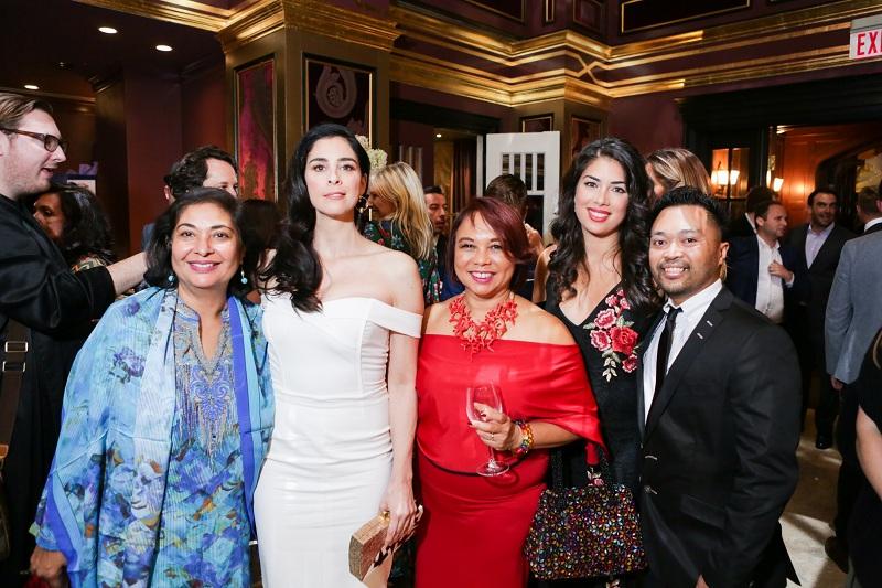 Hollywood celebrities gather at HFPA/InStyle party in Toronto | GMA ...