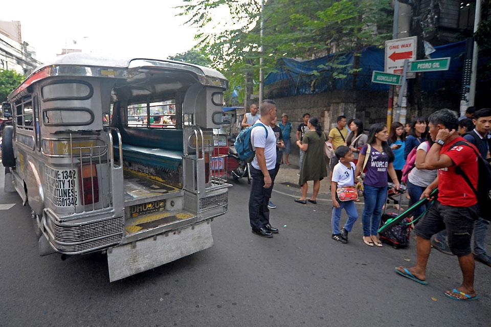 Palace reiterates commitment to jeepney modernization amid transport ...
