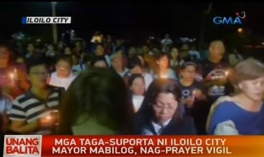 Supporters of Iloilo Mayor Mabilog hold prayer vigil | GMA News Online