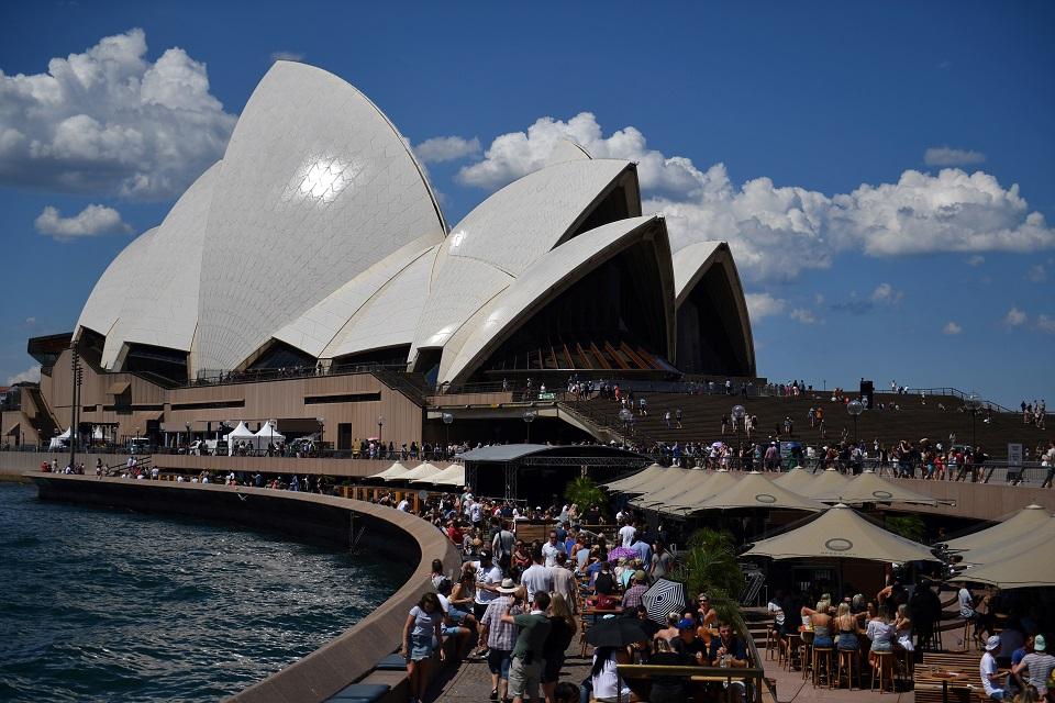 Landmarks to go dark for extinction awareness | GMA News Online