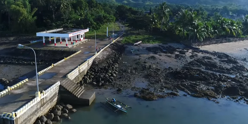 Fishermen in Tagkawayan, Quezon decry non-operational fish port ...