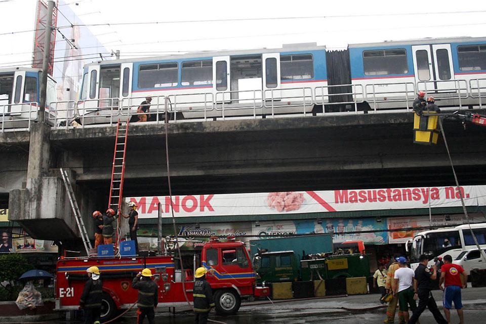 MRT3 now investigating ‘smoke’ incident | GMA News Online