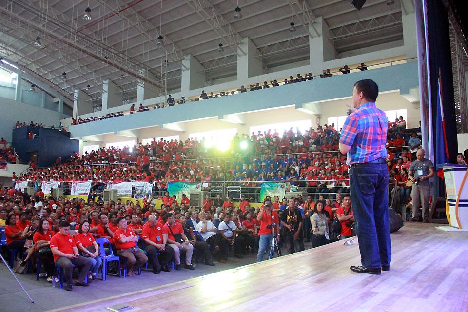 30,000 new members join Duterte’s PDP-Laban | GMA News Online