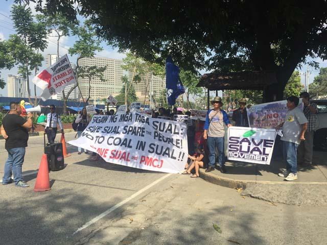 Sual residents, environment groups rally vs. construction of 1,000 ...