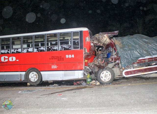 1 patay sa karambola ng 6 na sasakyan sa Atimonan, Quezon | Balitambayan