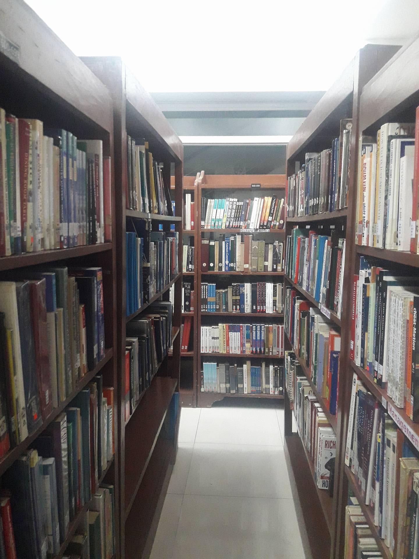 Cebu City library starts 24-hour operations | GMA News Online
