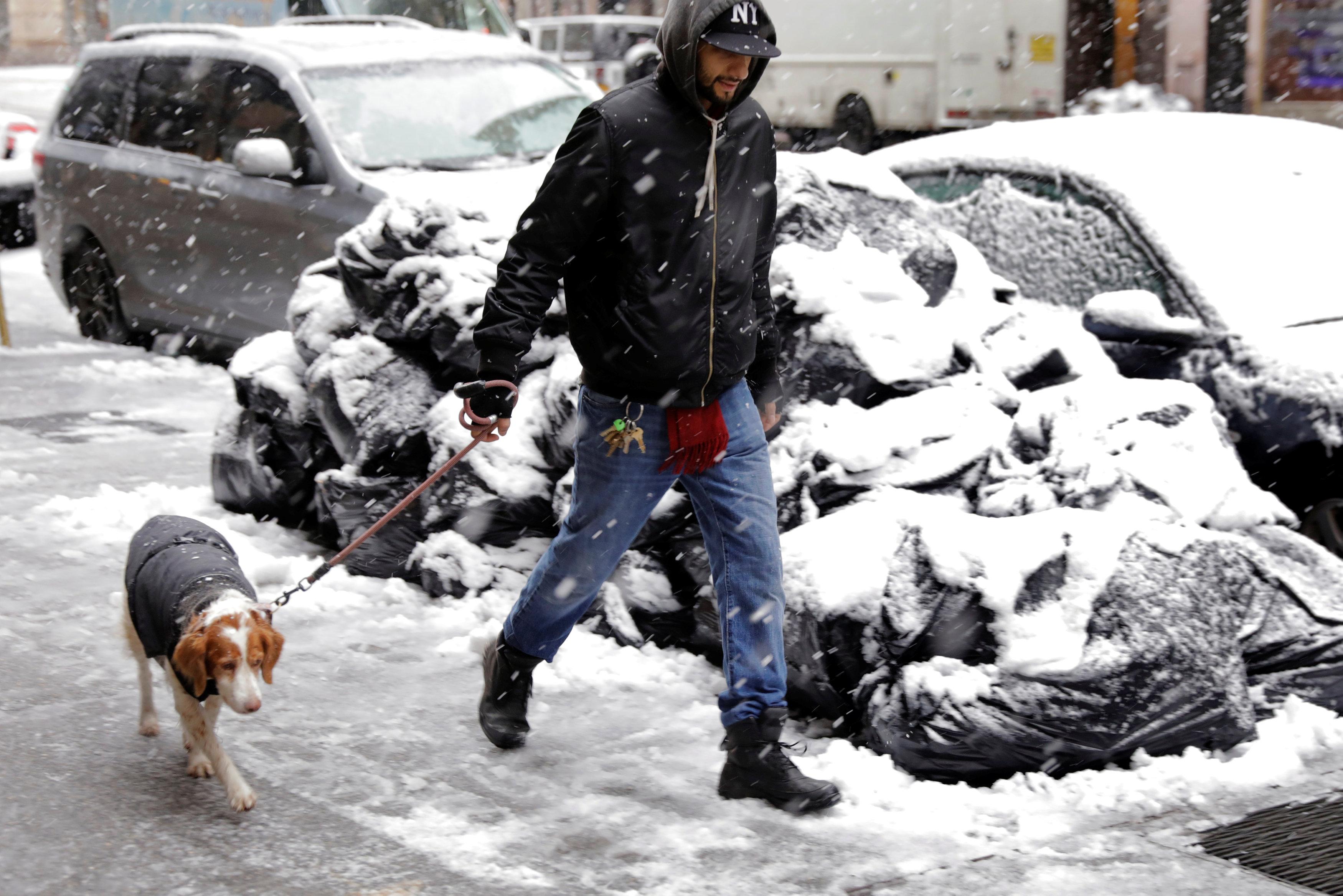 Snow intensifies ahead of evening commute as storm hits US Northeast ...