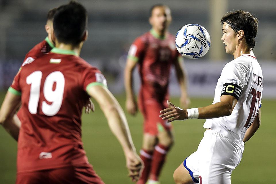 Fan surge propelled Azkals to historic win, says manager | GMA News Online