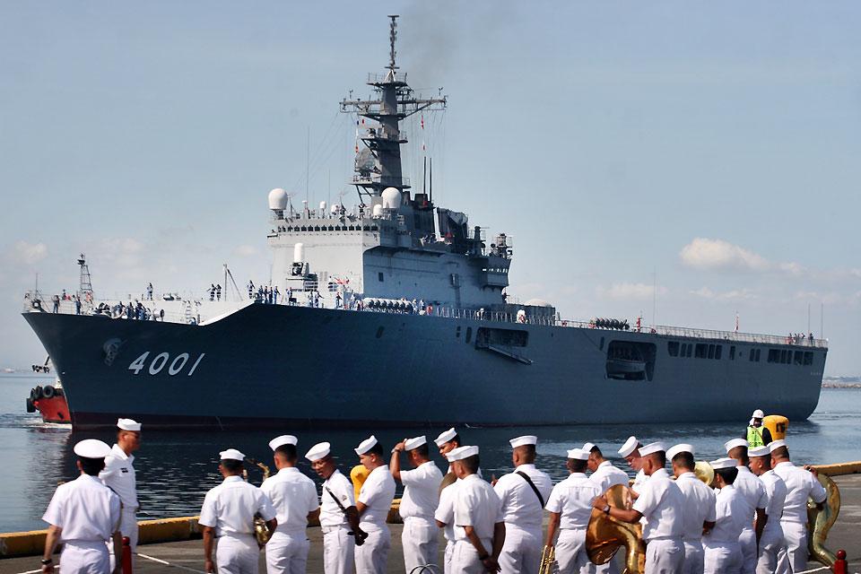 Japanese Navy ship arrives for 3-day goodwill visit | Photos | GMA News ...