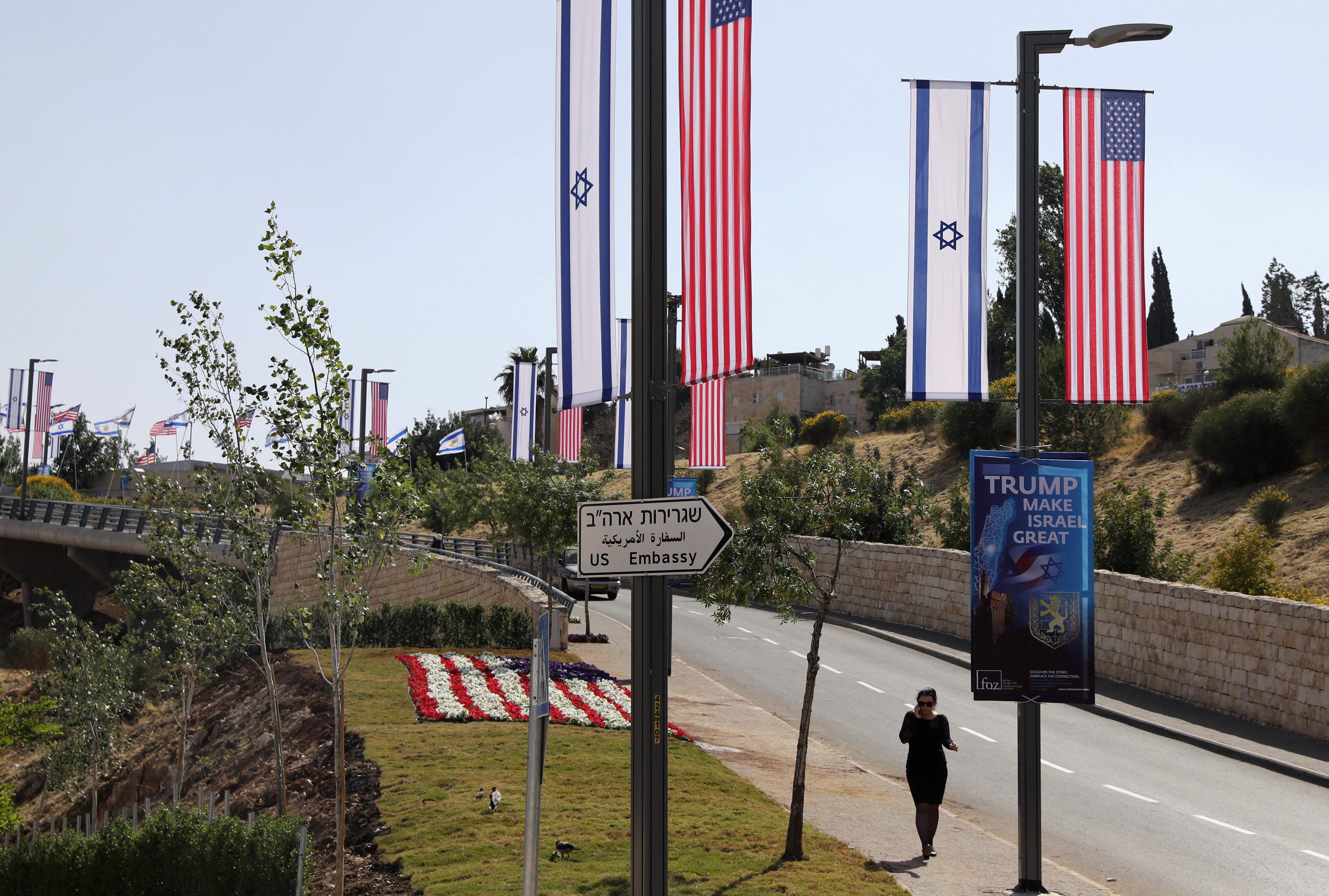 Us Set For Deeply Controversial Jerusalem Embassy Move Gma News Online