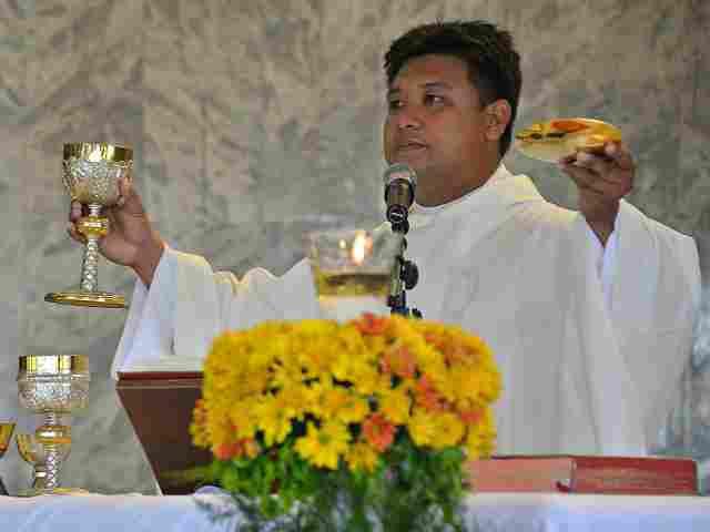 Police confirm Fr. Ventura's supposed illicit affairs part of probe ...