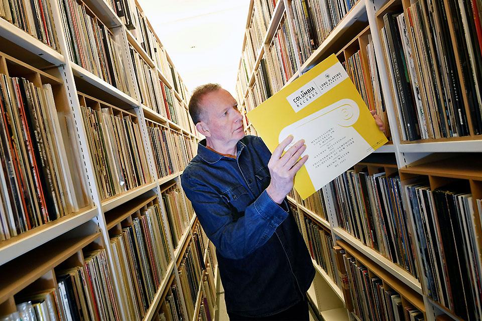 Music fans mark 70 years since first LP as vinyl enjoys revival | GMA ...