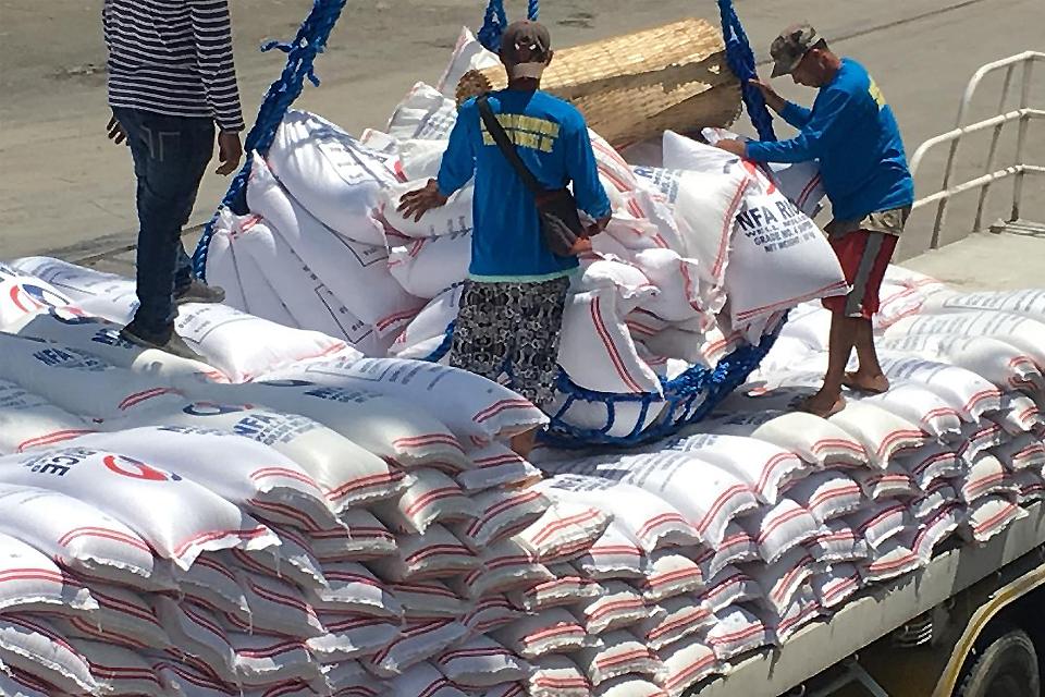 Limited stocks of NFA rice failed to bring down cost of commercial rice ...