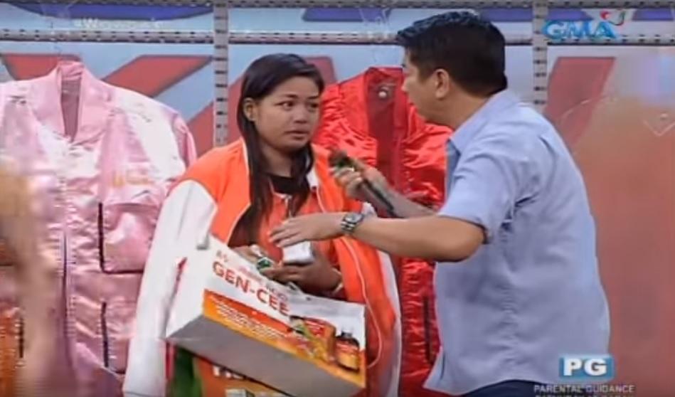 Kuya Wil, tinulungan ang inang ‘no read, no write’ | Balitambayan