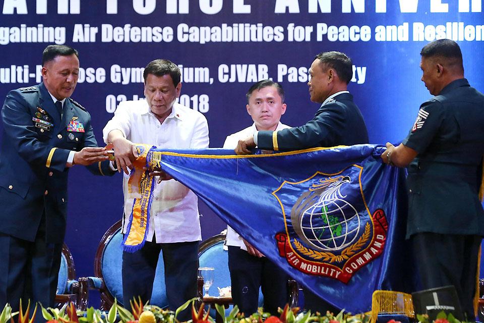 Duterte at PAF 71st anniversary rites | Photos | GMA News Online