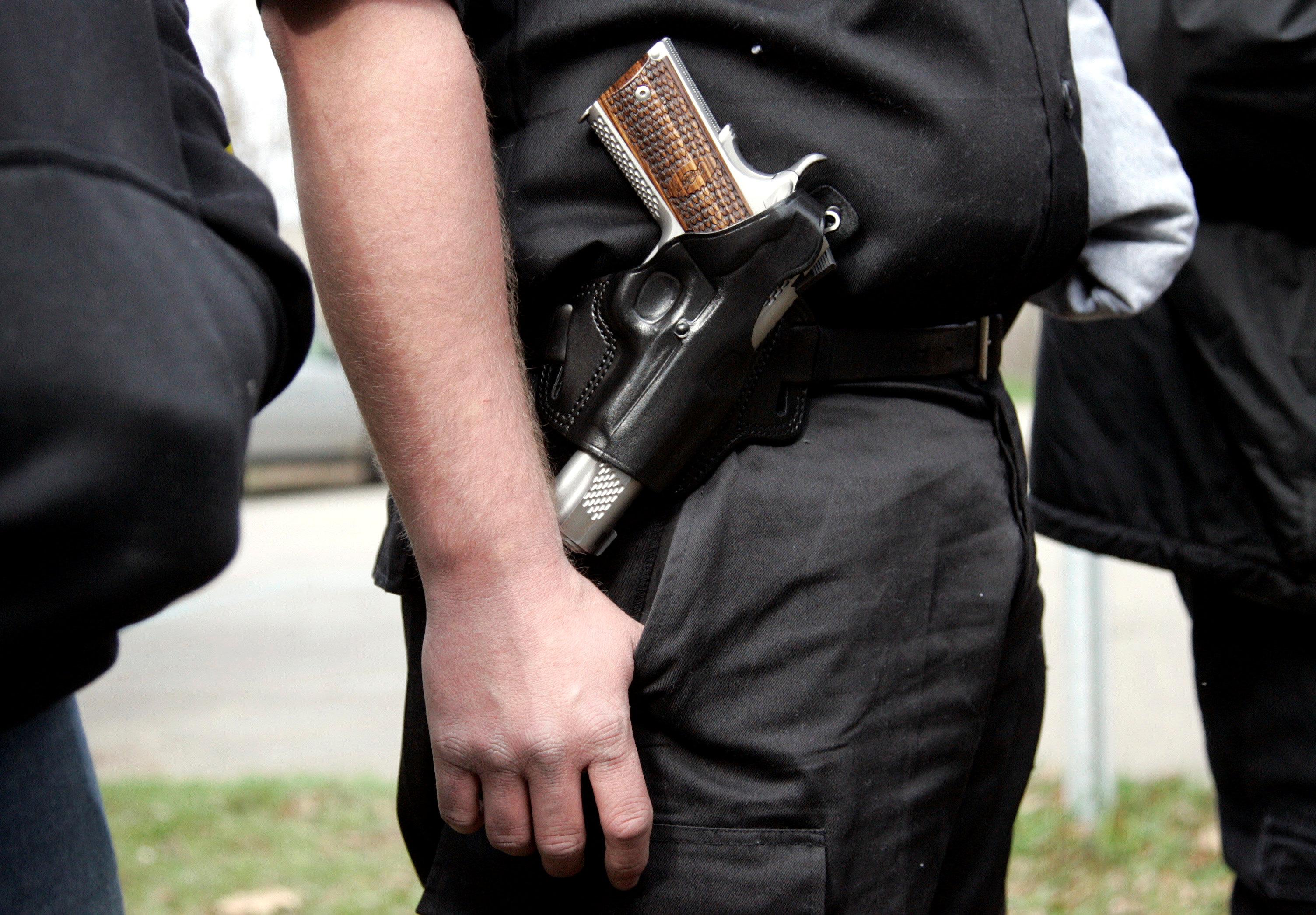 US appeals court upholds right to carry gun in public | GMA News Online